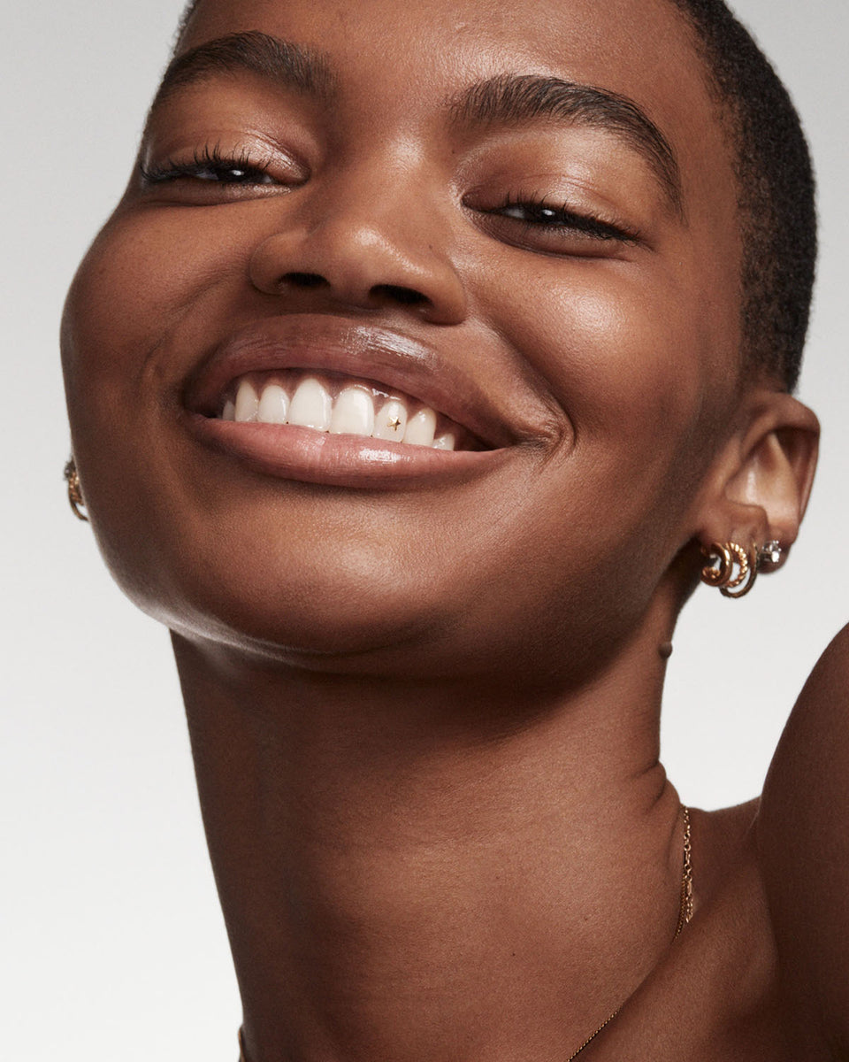 Eaze Drop Blurring Skin Tint — 17 | Fenty Beauty